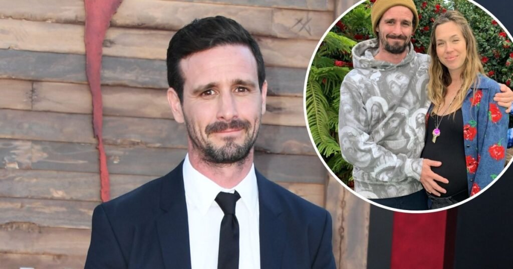 Las finanzas, los bienes de su esposa y sus hijos de James Ransone ...